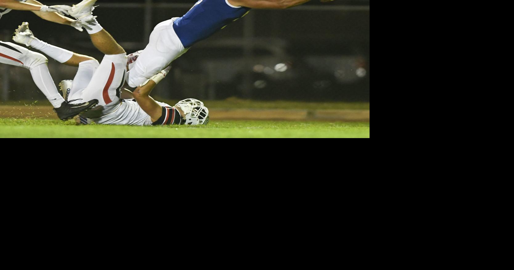 Lompoc football: Braves battle back to beat Bishop Diego 17-7 | Sports ...