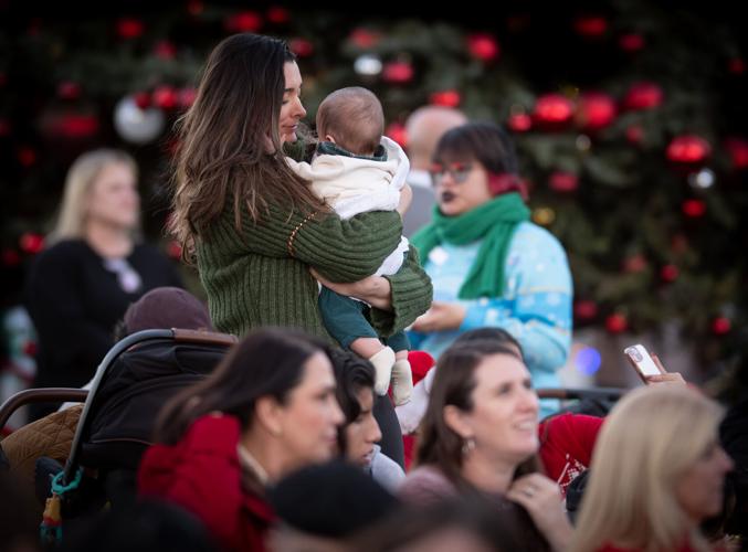 Downtown Solvang aglow with Julefest cheer at annual tree lighting ...