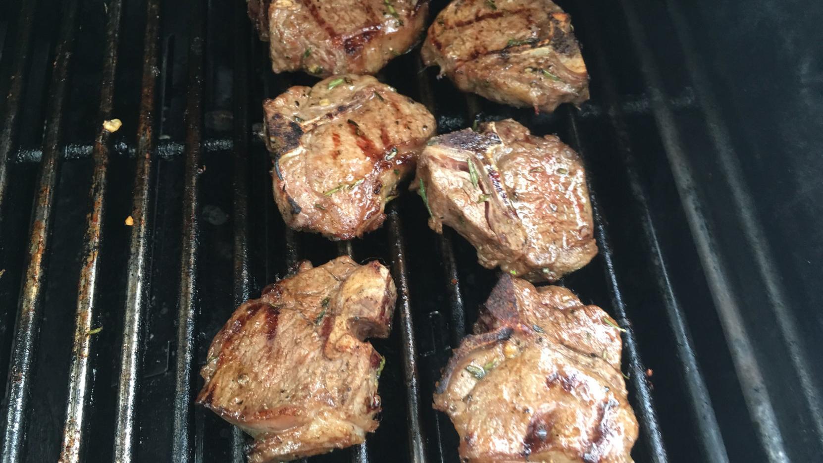 how to cook lamb chops on the barbecue