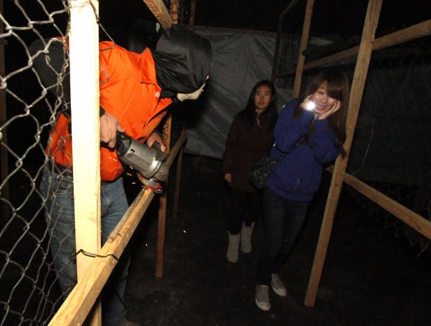 GALLERY: Solvang hosts "The Asylum" Haunted Maze | Local news | syvnews.com