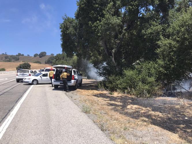 Vegetation fire breaks out on hillside along Hwy 101, north of Hwy 1 ...