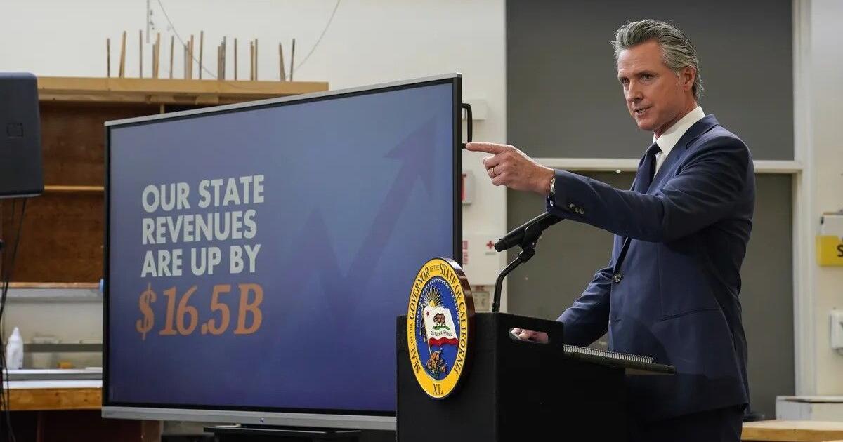 SoCal wildfires could be a double whammy for the state’s shaky budget ...