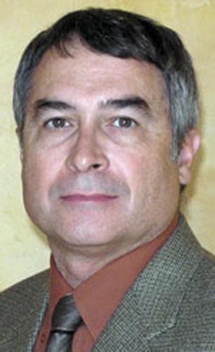 Gary Robinson signing books, screening documentarys | Pets | syvnews.com