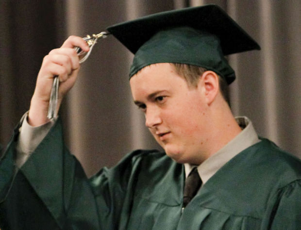 Refugio High graduates ‘Beautiful 12’ | Education | syvnews.com