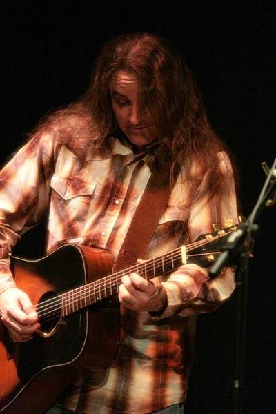 Nashville musician Mark Stuart to play Music on the Green | Valley Life ...