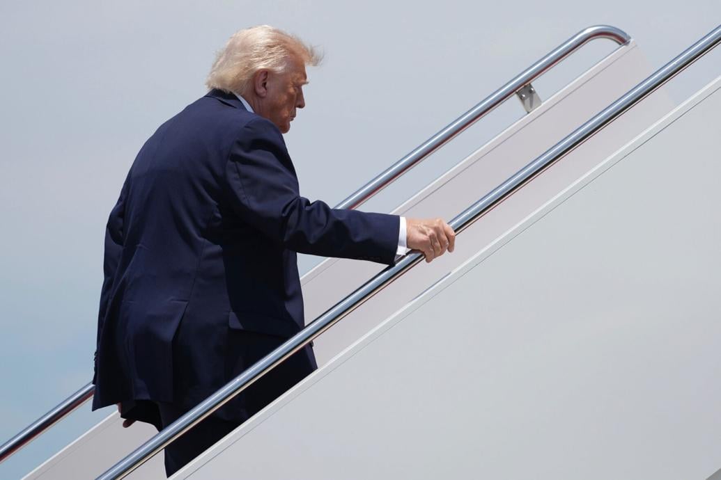 A federal judge strikes down Trump administration immigration policy ...