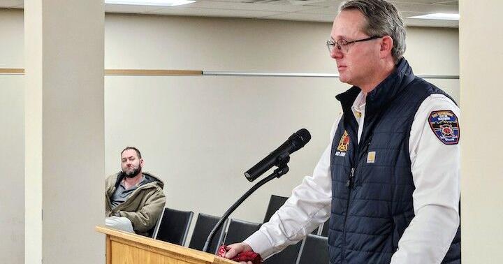 New fire chief appointed in nine-minute emotional council meeting ...
