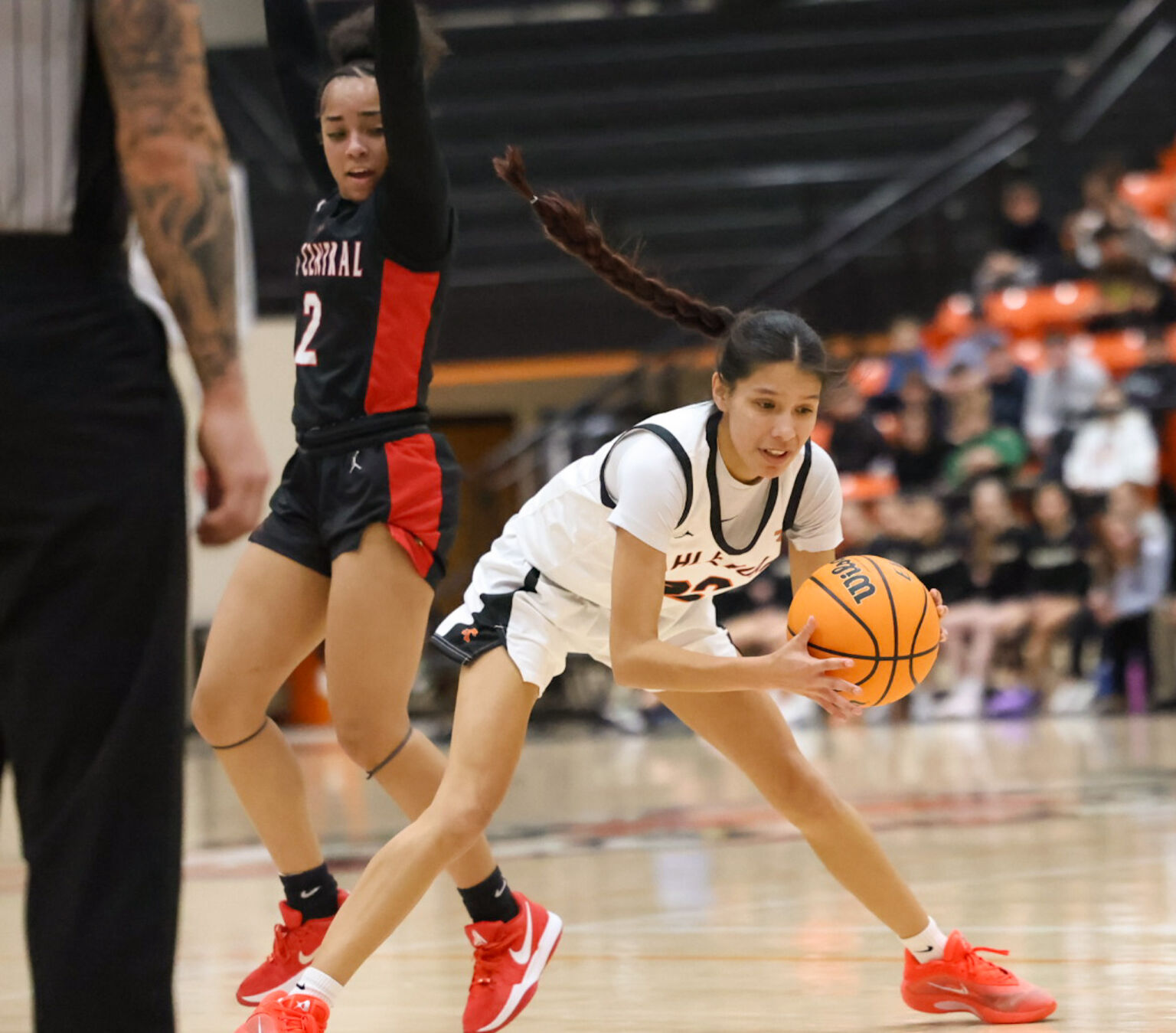 Lady Tigers counteract East Central's deep threat for home win | Sports ...