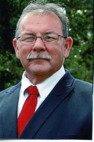 Bunch to be 'reprimanded,' stays UKB chief after council hearing | News ...