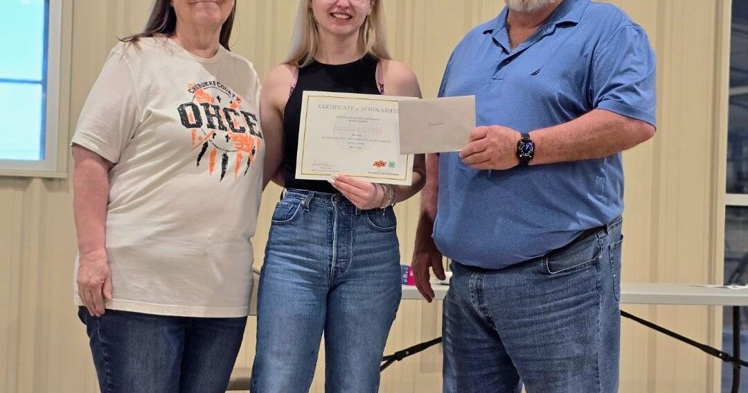 Aprons and Lace awards scholarships | News | tahlequahdailypress.com