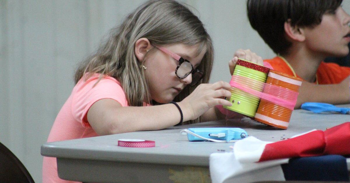 CRAFTING WITH 4-H: Local students prep for fair by showing off ...