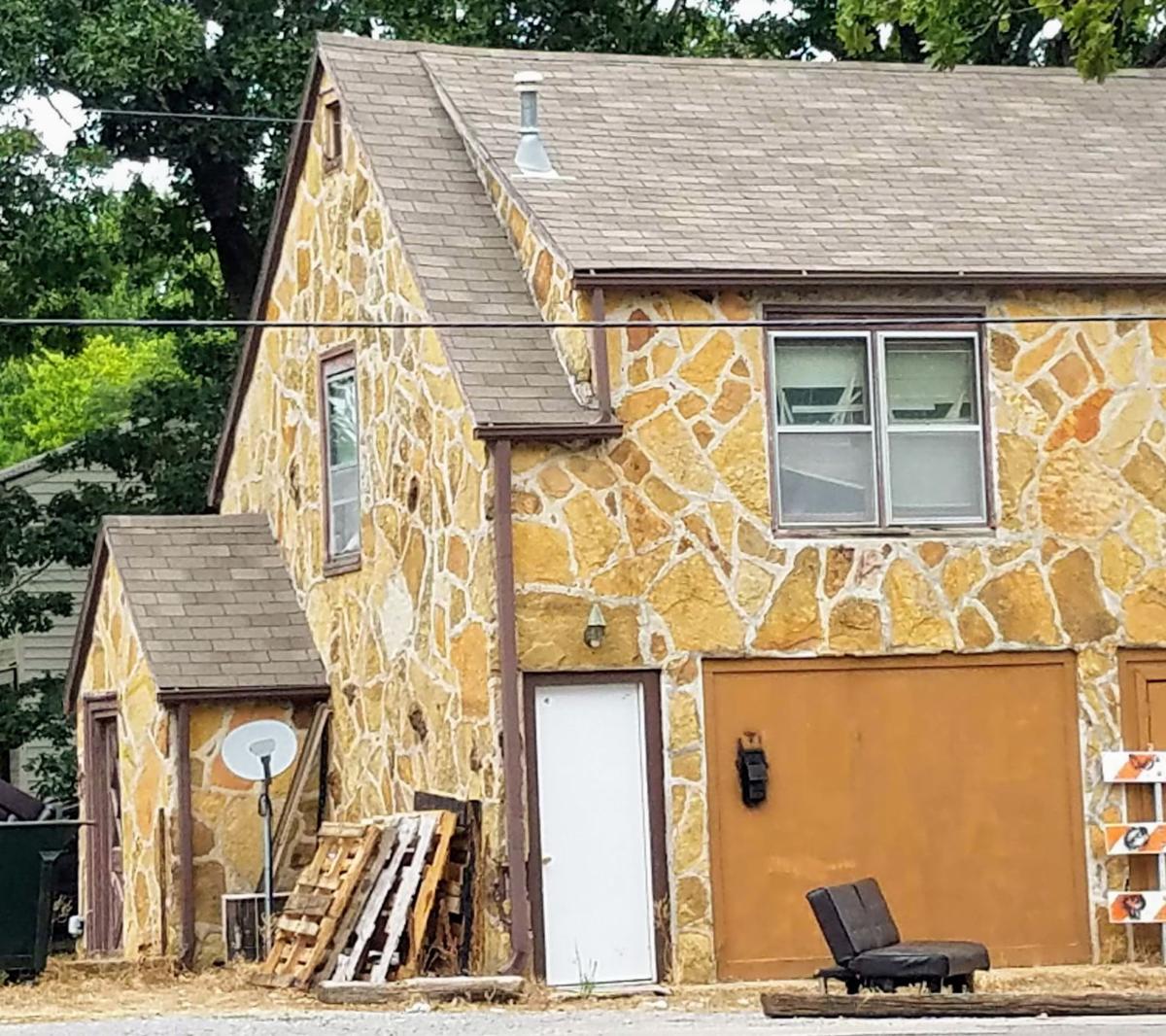 'Giraffe' houses | Gallery | tahlequahdailypress.com