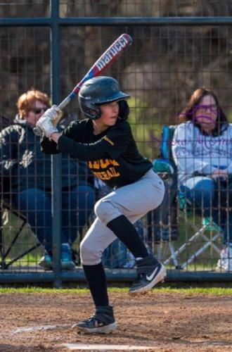 Junior high Riders upended by young Hornets | Sports ...