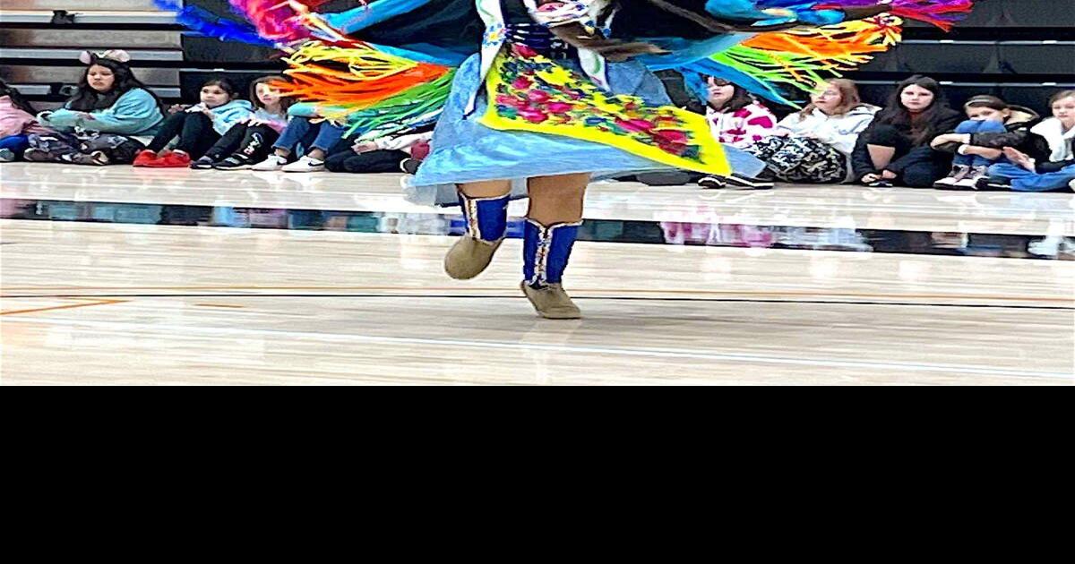 INDIGENOUS SHOW: TPS students experience Native dance demonstration ...