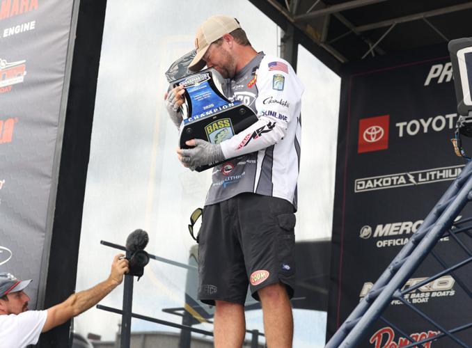 'STORYBOOK ENDING': Wes Logan wraps up Tenkiller Bassmaster tournament ...