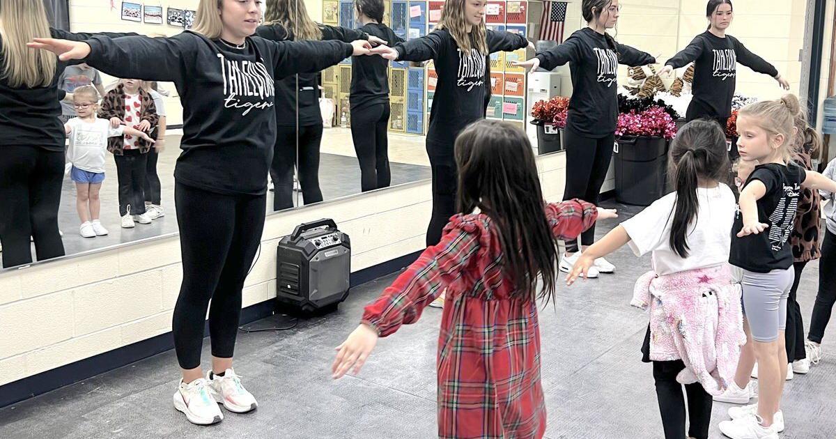 GETTING THE SPIRIT: Students practice pom skills at THS clinic | News ...