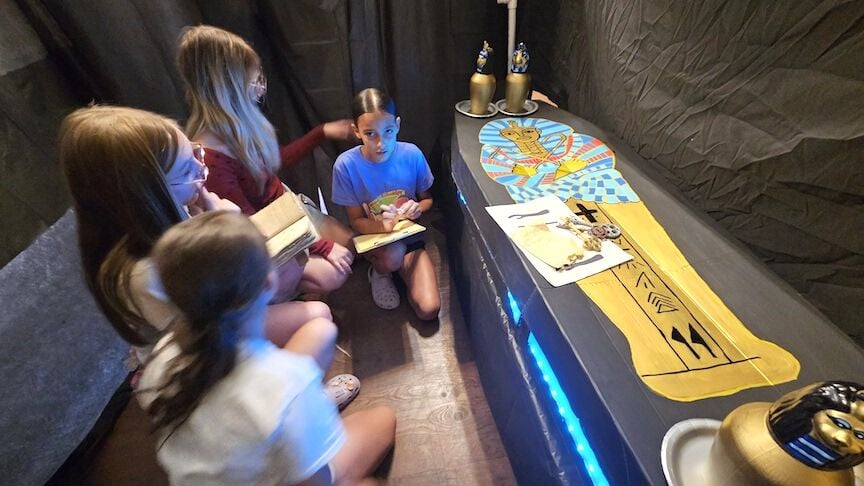 ESCAPE ROOM: Kids find clues to open a sarcophagus | News ...