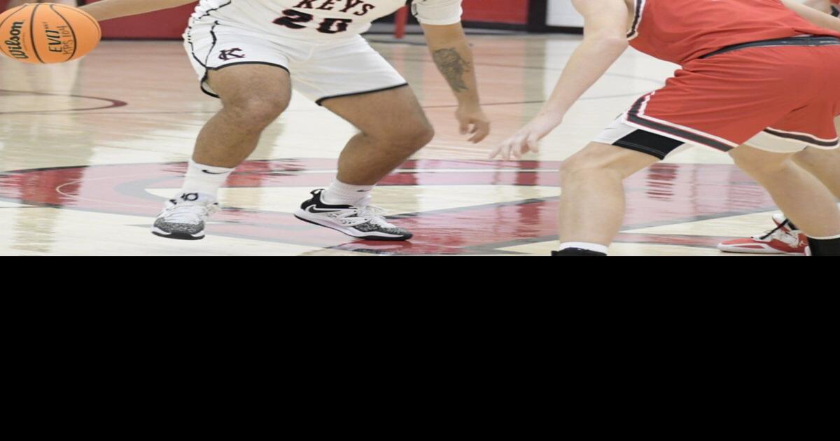 Howe Lions two better than Keys Cougars | Sports | tahlequahdailypress.com