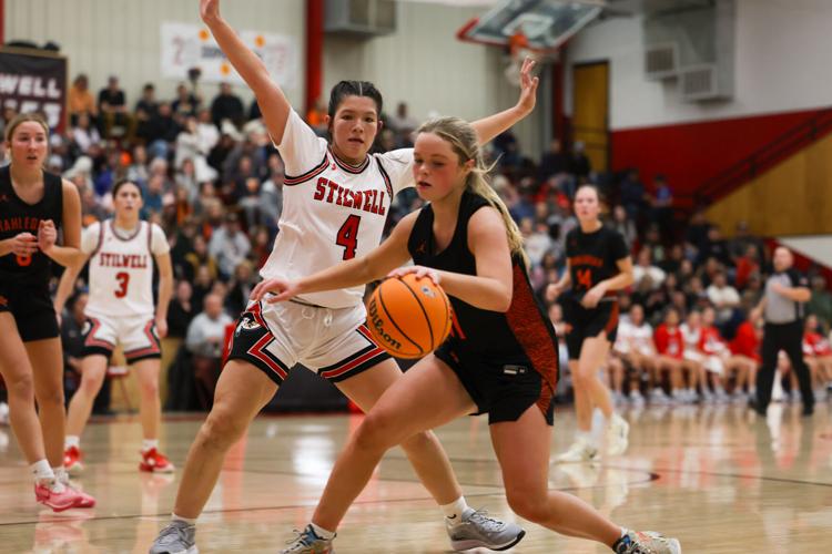 Lady Tigers roll in win over Lady Indians; Tigers' offense falters in ...
