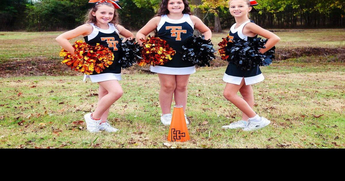 Tahlequah Fourth-Grade Cheerleaders | Sports | tahlequahdailypress.com