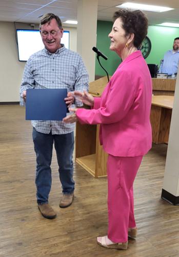 New mayor presides over first council meeting | News ...