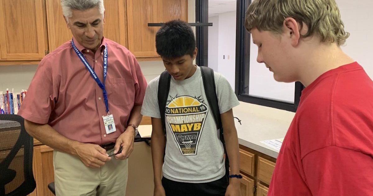 Feedback a key element for Grand View principal | News ...