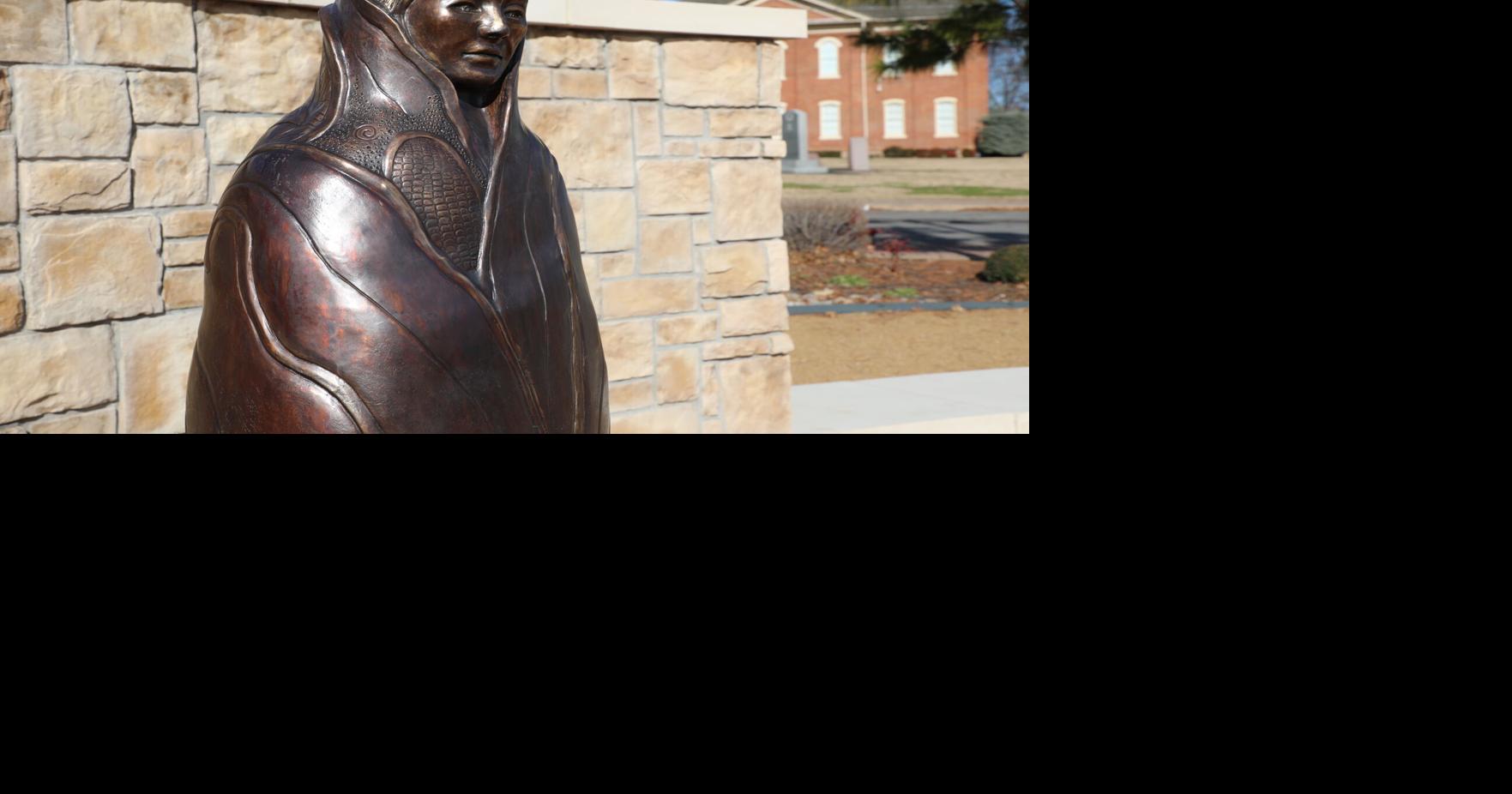 Cherokee National Treasure's statue unveiled at Cultural Pathway | News ...