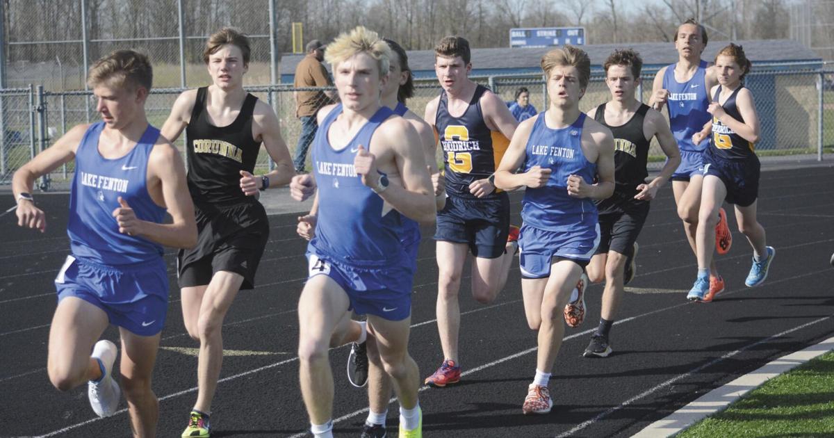 Lf Track Program Splits With Goodrich Corunna Sports Coverage For
