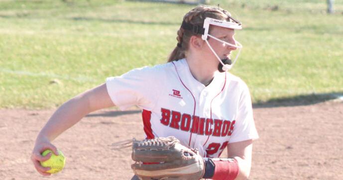 Bronchos Softball Splits With Stoney Creek Sports Coverage For