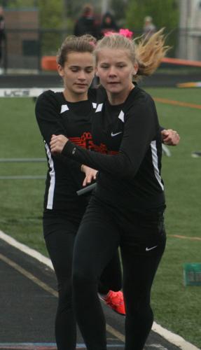 Fenton Track Teams Keep Up The Pace Vs Linden Sports Coverage For