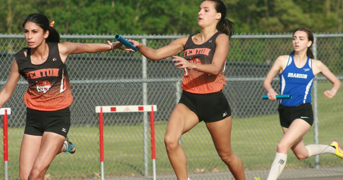 Fenton Girls Track Captures Metro Crown Sports Coverage For Fenton