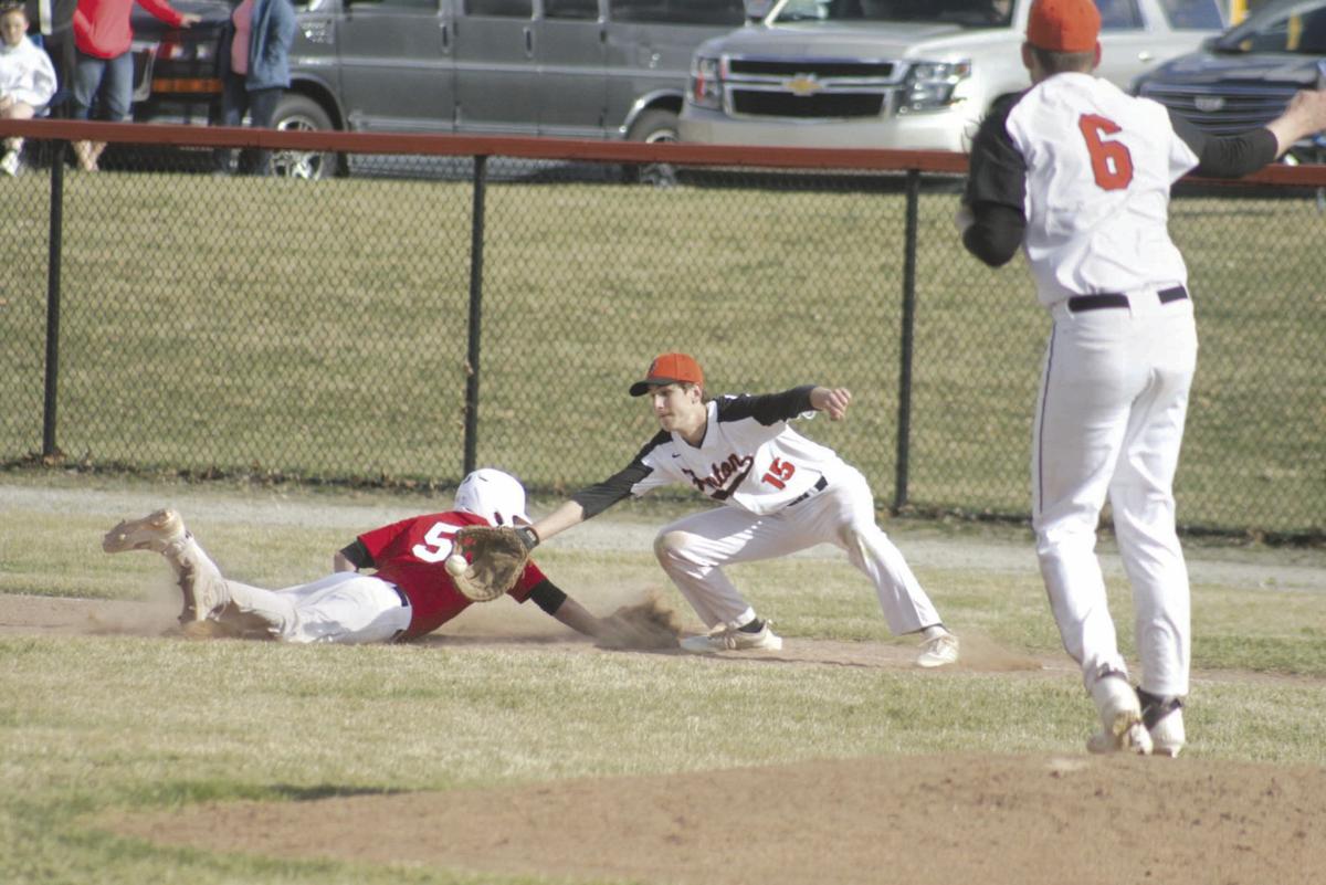Fenton Baseball Earns Victory Vs Grand Blanc Bobcats Sports Coverage