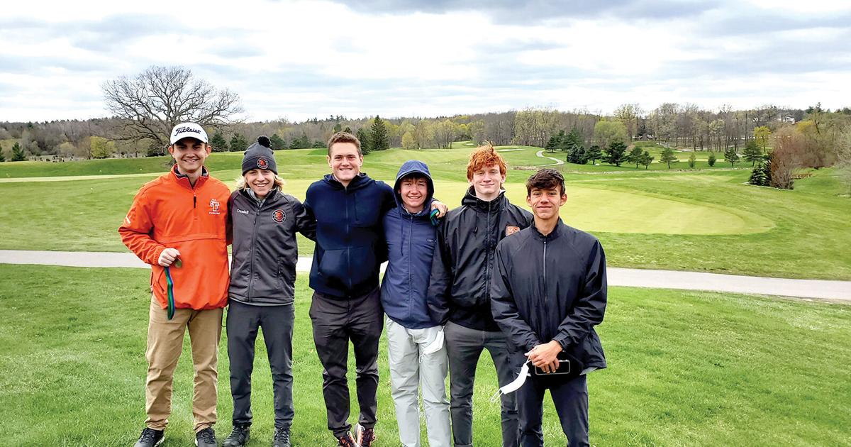 Fenton Golfers Place Fourth At Lapeer Tune Up Invitational Defeat