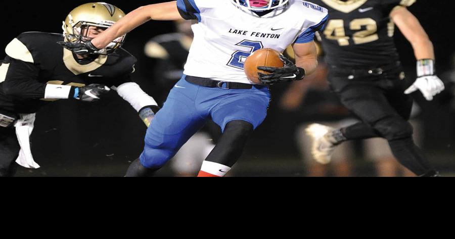 Blue Devils Get Their Revenge Versus Corunna 29 27 Sports Coverage