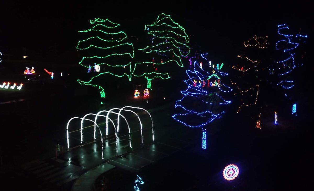 Kelso Rotary Lights in the Park donates nearly $6K