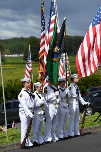 Cowlitz County honors fallen soldiers during Memorial Day gatherings in ...