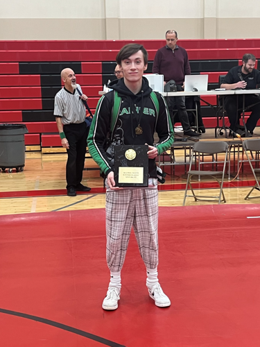 High School Wrestling Roundup: Mark Morris places 4th, Rainier's ...