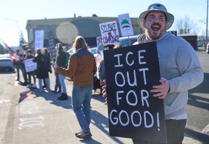 Perez calls for inquiry into MN death ahead of Kelso protest