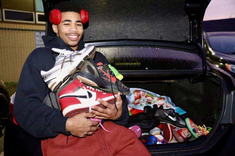 Fashion is secret weapon for Longview boys basketball player