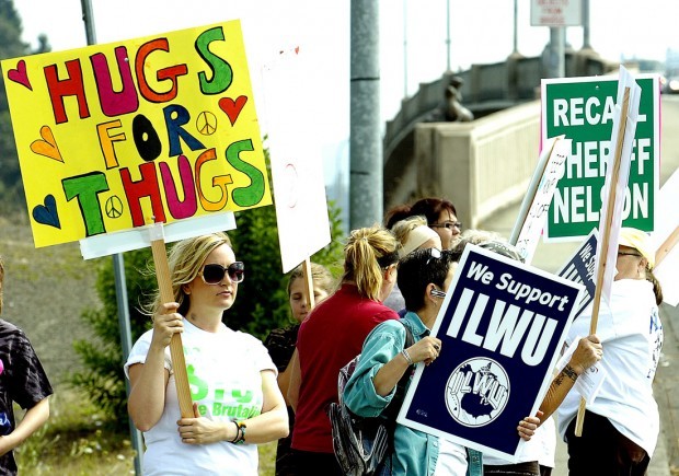 ILWU Ladies Auxiliary protests alleged police brutality