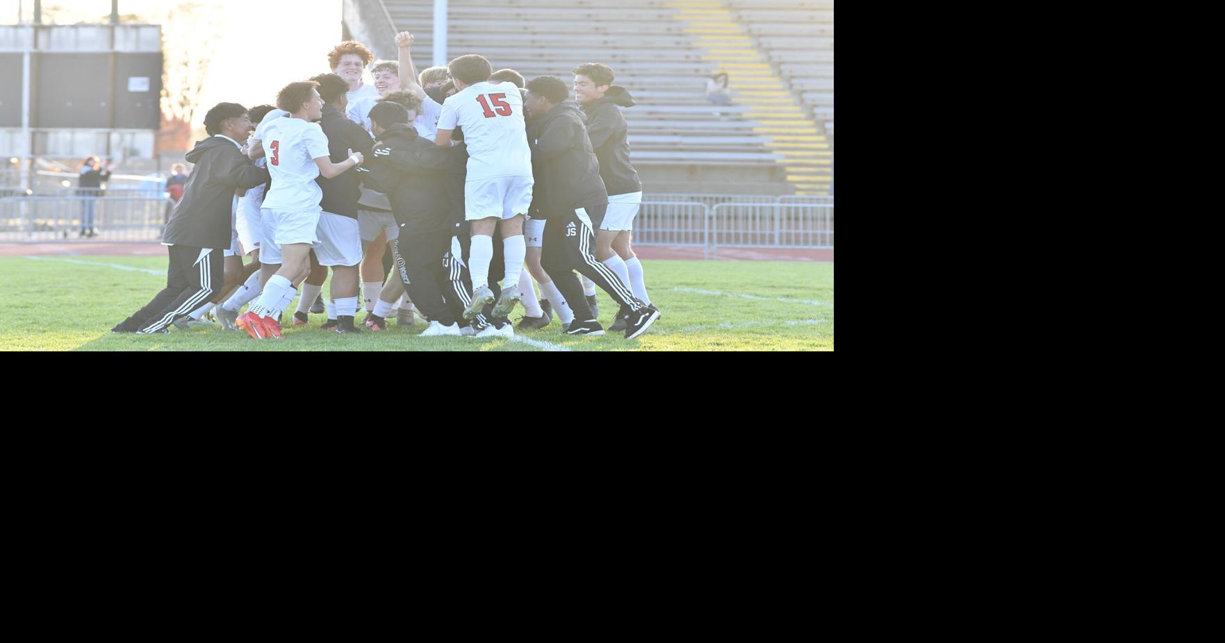 R.A. Long coach Anderson earns COY award