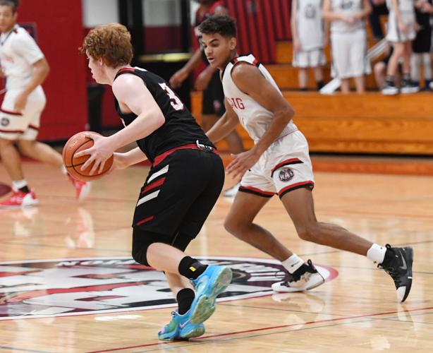 2A High School Boys Basketball Roundup: Holden ties his own record, R.A ...