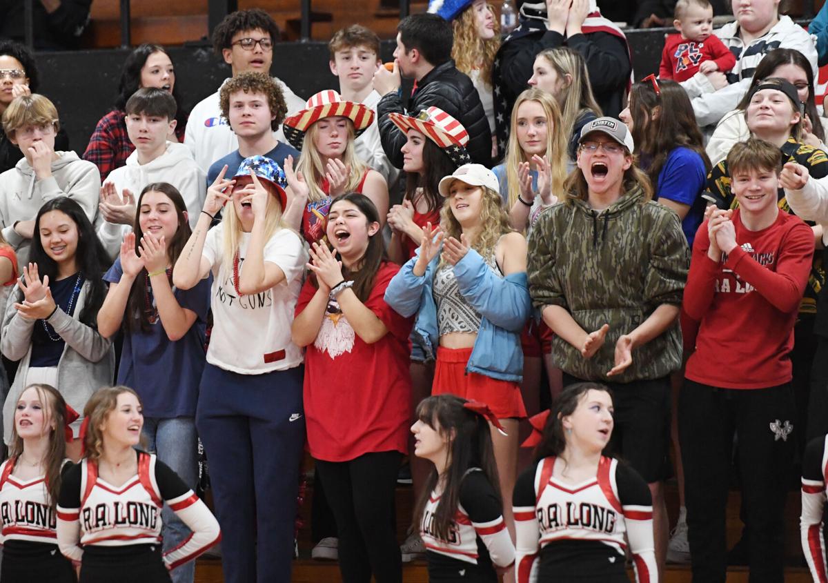 2A High School Boys Basketball Roundup: Holden ties his own record, R.A ...