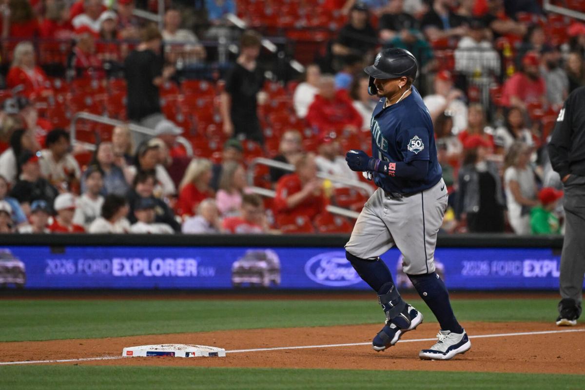 Josh Naylor returns to Seattle Mariners lineup after brief injury scare