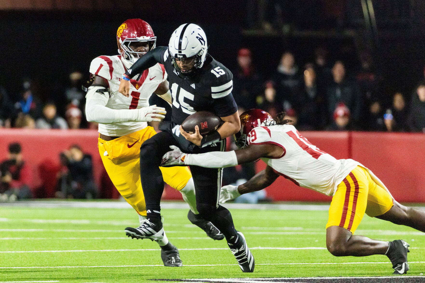 Oregon Ducks ’26 roster preview: Dante Moore, Dylan Raiola provide ...