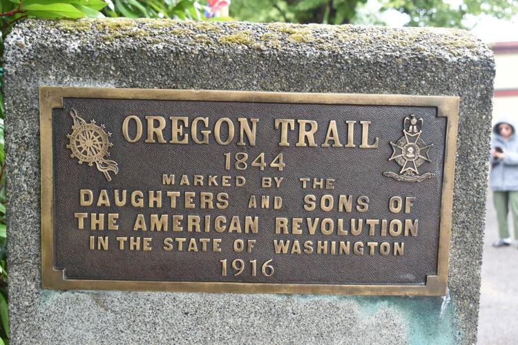Historical groups rededicate Kelso Oregon Trail marker