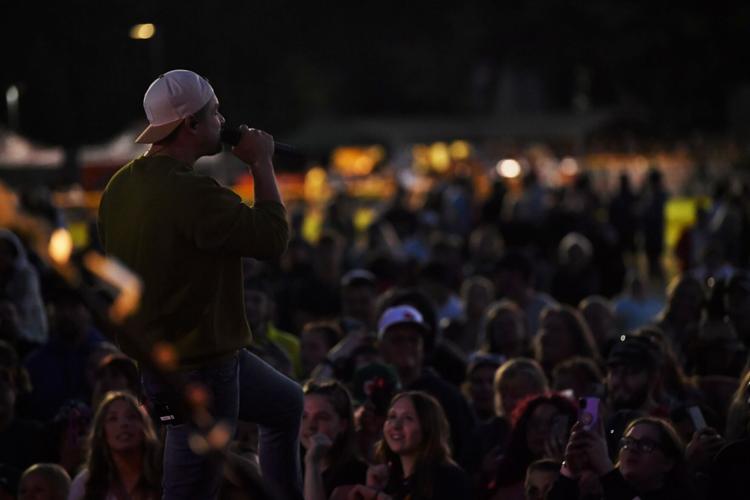 Country music singer, Kelso alum to perform Saturday at Schroeder Field