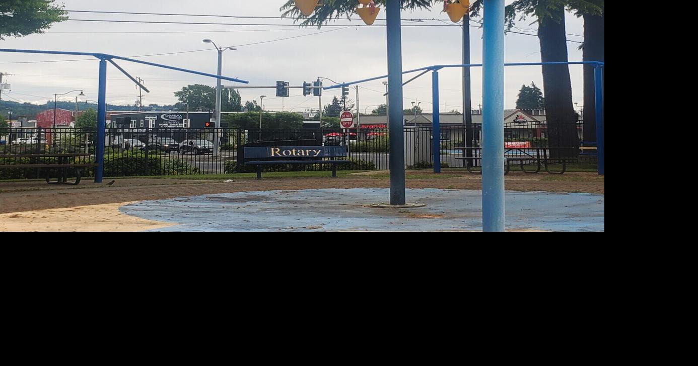 Part of Kelso's Eighth Avenue to close Tuesday for Catlin Hall repairs