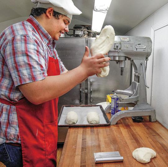 Kalama teen who created sourdough bread bakery will share tips, techniques