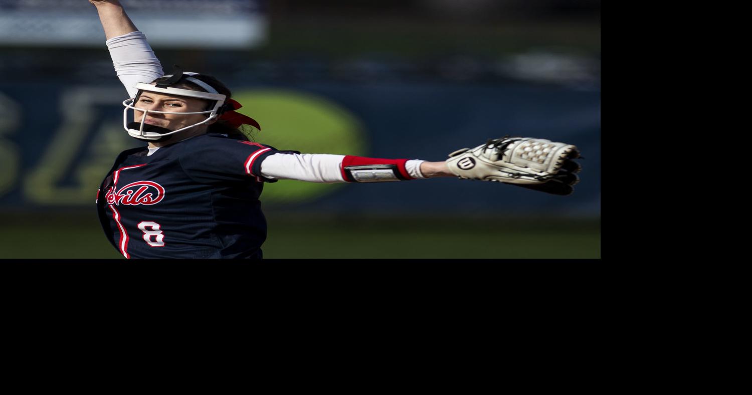 PHOTOS: LCC softball defeats SWOCC 4-3 in game one of doubleheader